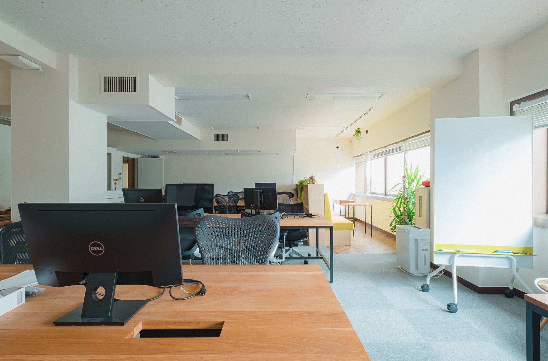 Company | 株式会社スタッフライフ | Staff&Life inc.